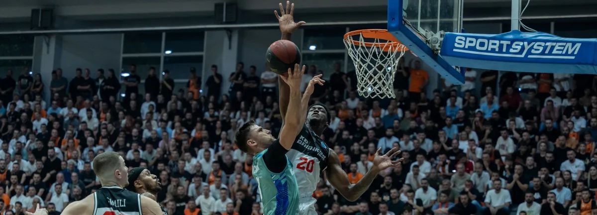 BC Bashkimi wygrywa pierwszy mecz z Anwilem - Polska Liga Koszykówki